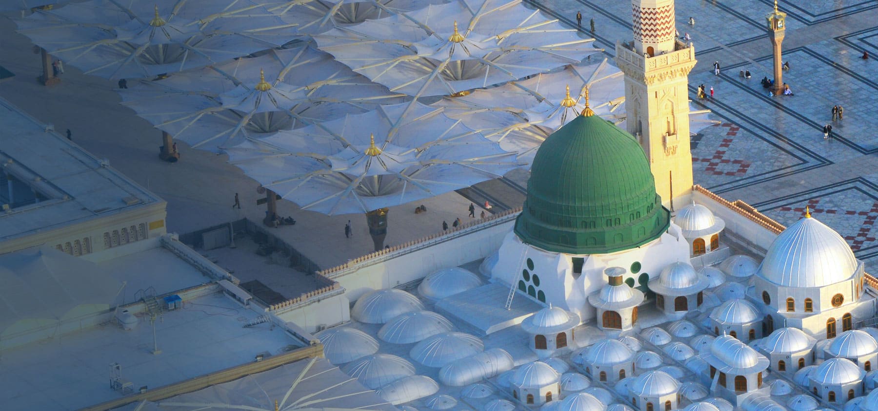 Umrah Packages from Canada - Falcon Travel